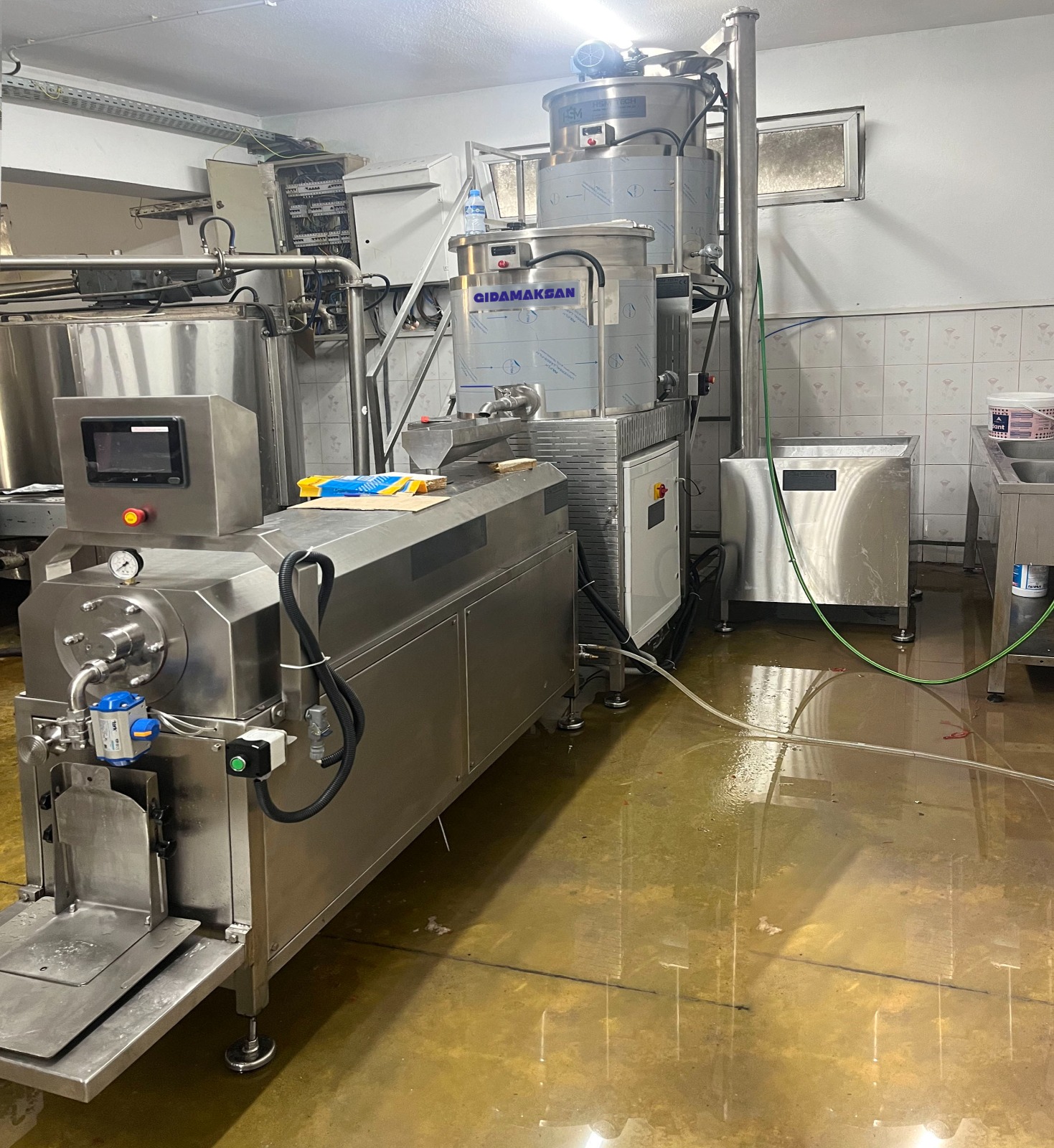 Beekeeping Machinery and Equipment | GIDAMAKSAN